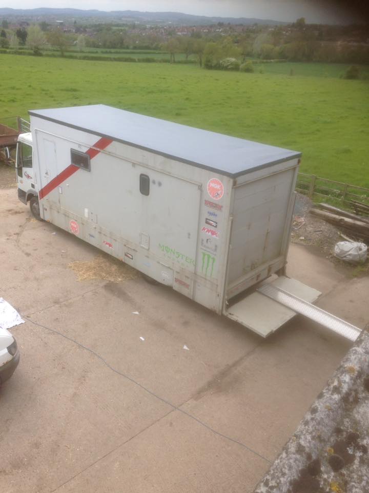 Get your trailer water tight with fibreglass roofing